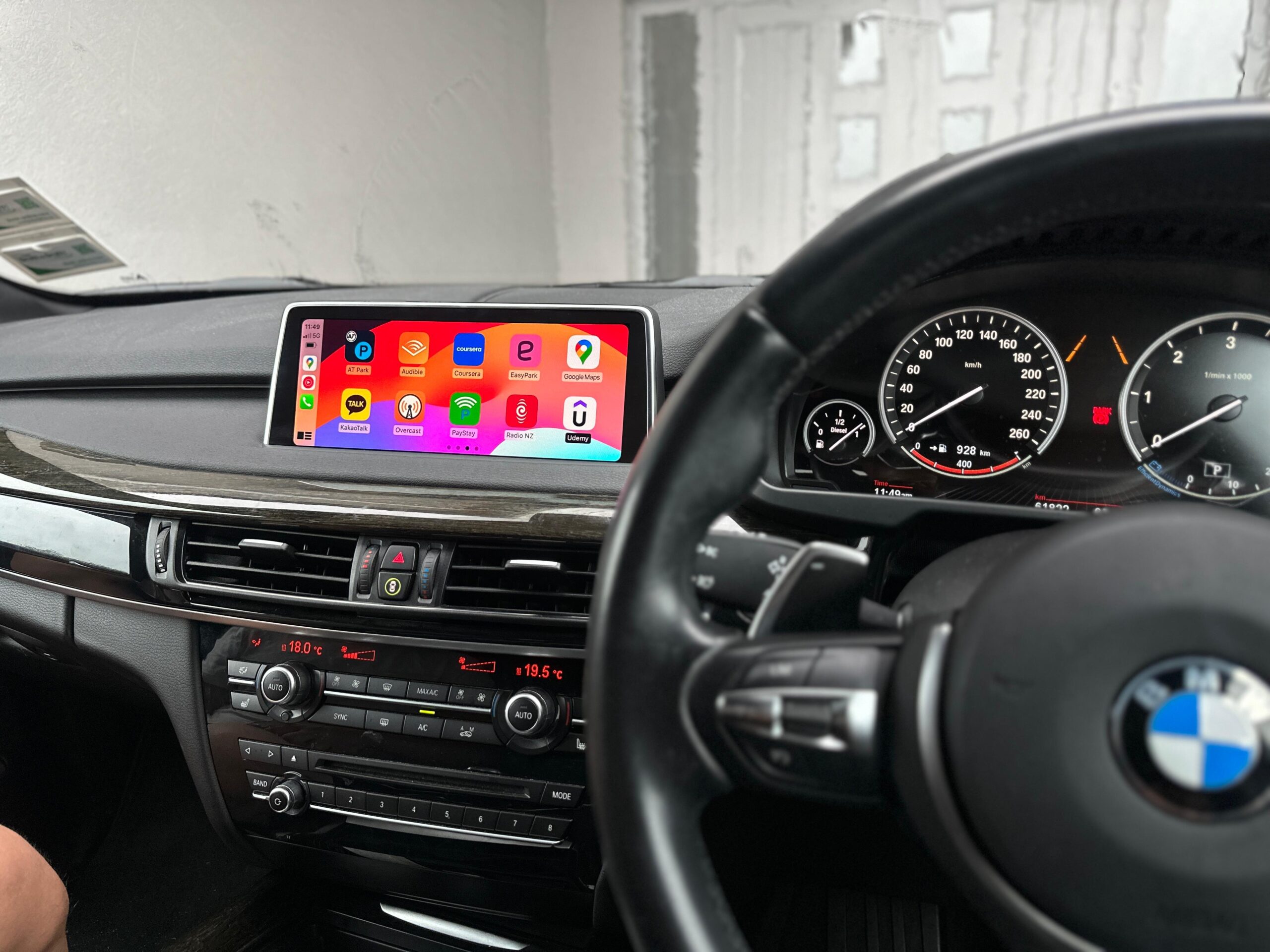 Apple Carplay Android Auto Retrofit Ray Audio